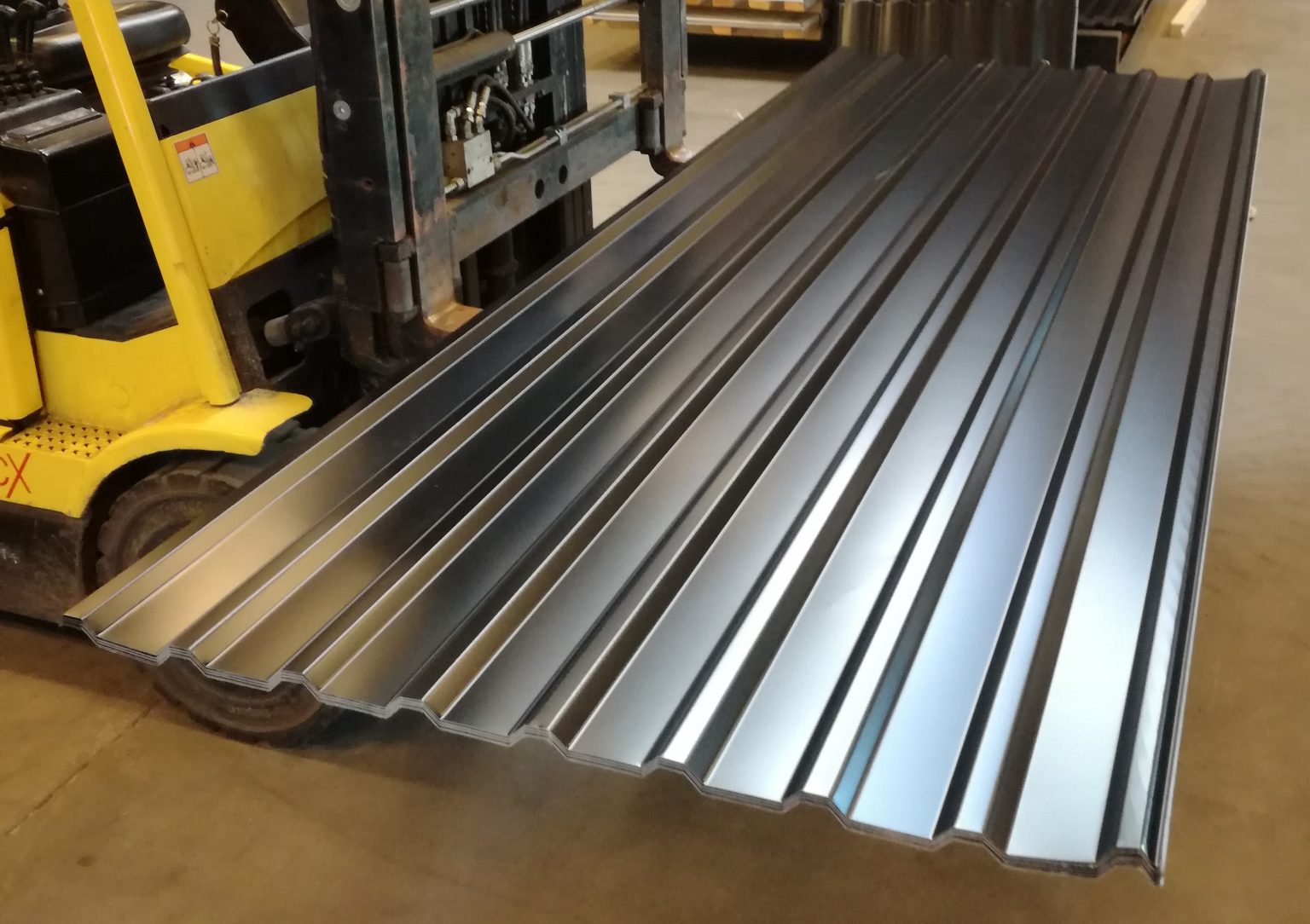 TP18 trapezplade Sort Ral 9005, 0,45/0,50mm B 1,07 x L 3,00 m. / pris ...